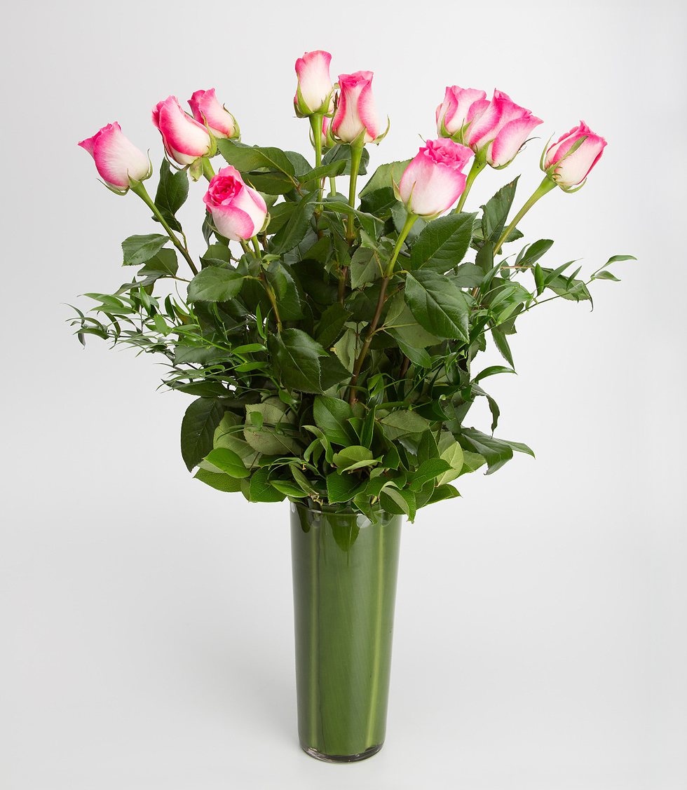 Malibu Roses : Classic Beauty with Greenery – Jerome Florists Inc